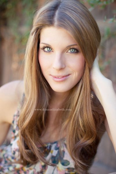 Essential Tips and Ideas for Female Posing