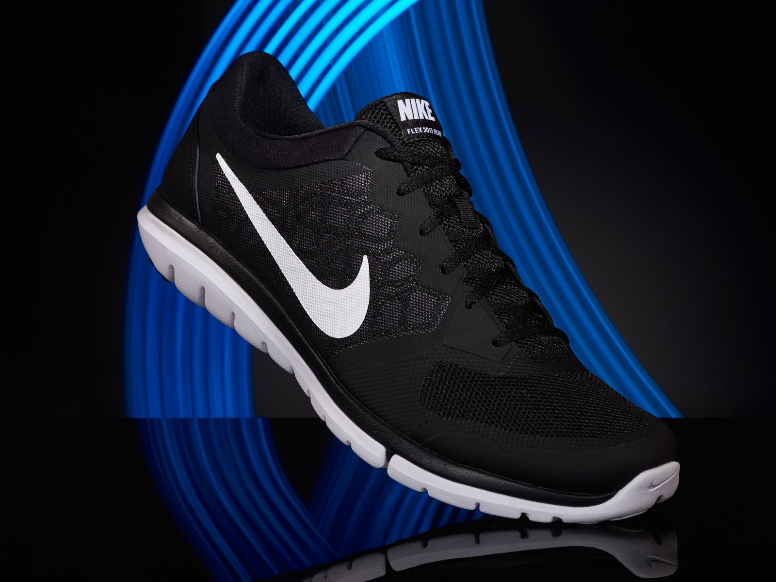 Light Painting Product Photography | Getting Creative With Nike Shoes