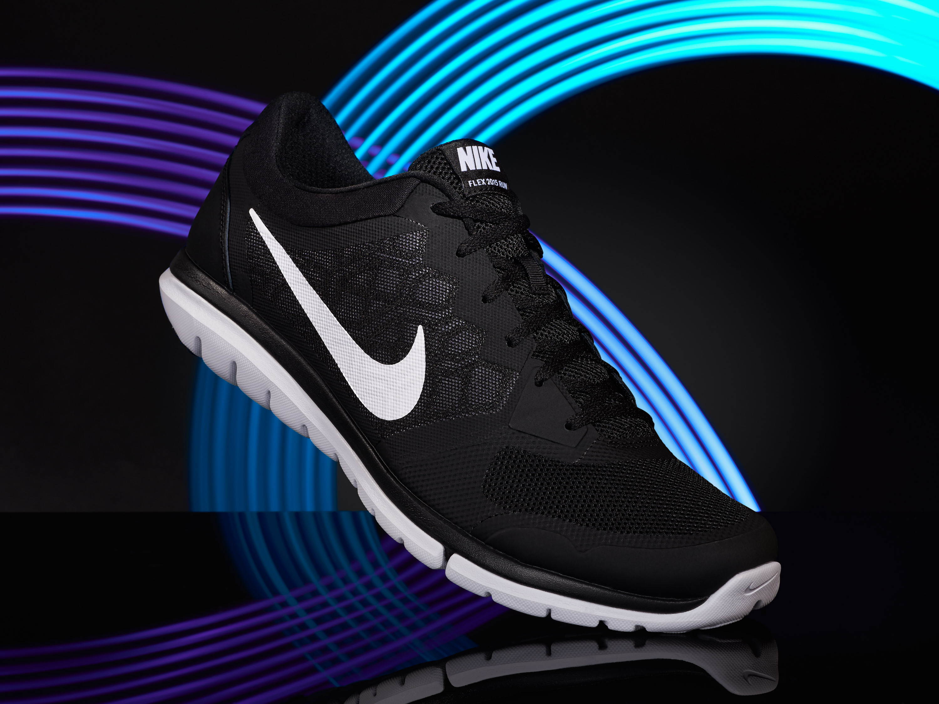 Light Painting Product Photography | Getting Creative With Nike Shoes