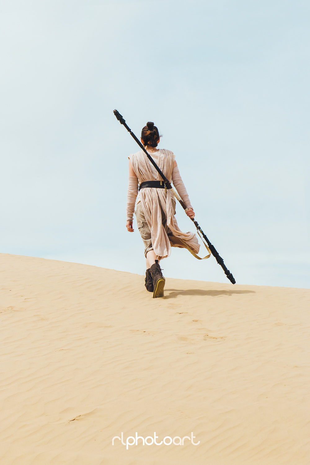 The Real Finn & Rey | Beautiful Star Wars Themed Shoot With Basic Gear