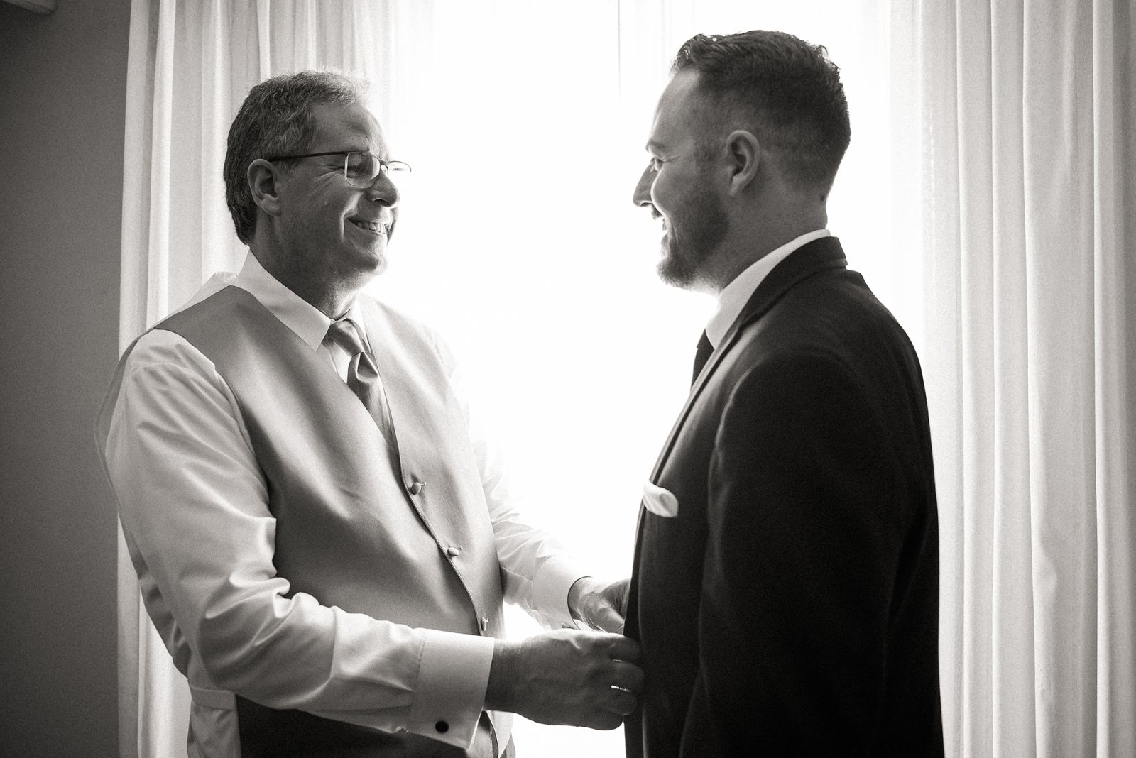 Essential Tips for Incredible Groom Preparation Photos