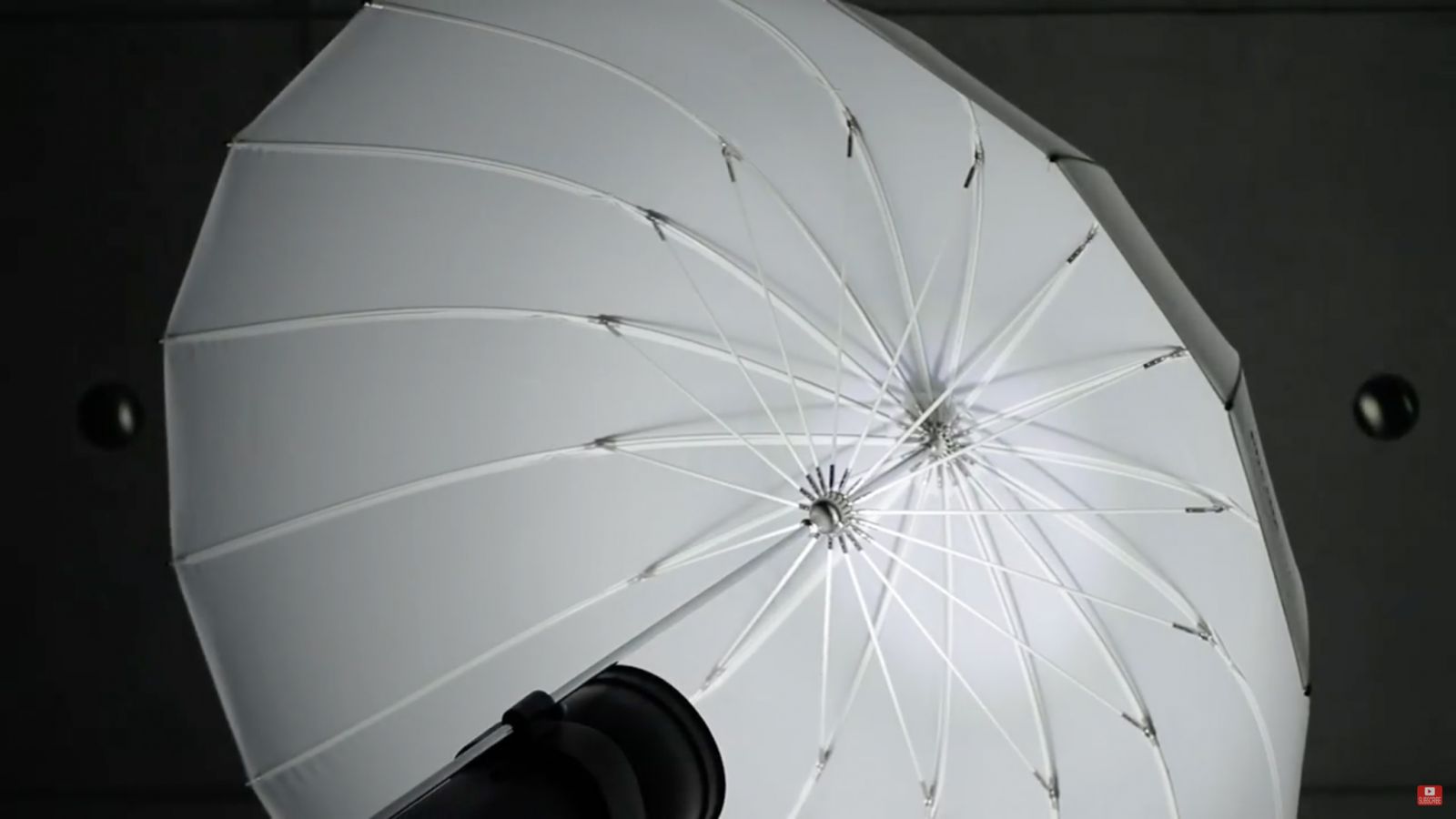 Your Guide to Flash Modifiers for Photography