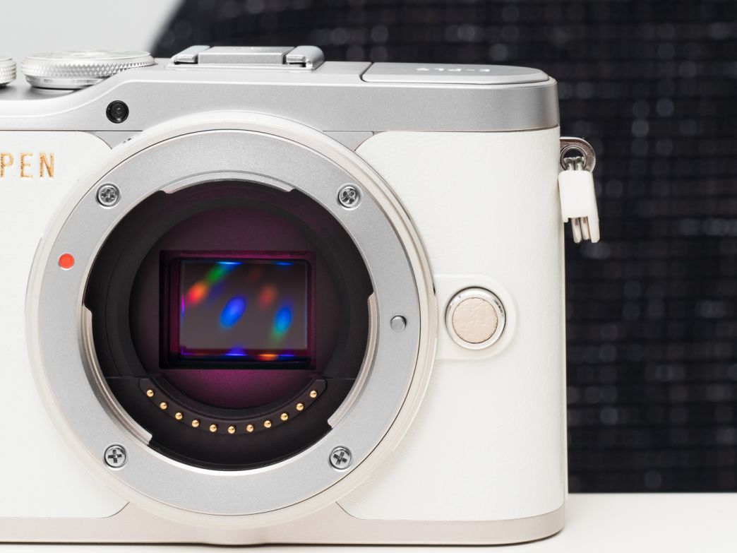 Olympus E-PL9 Review | A Camera To Effortlessly Fit Into Daily Life