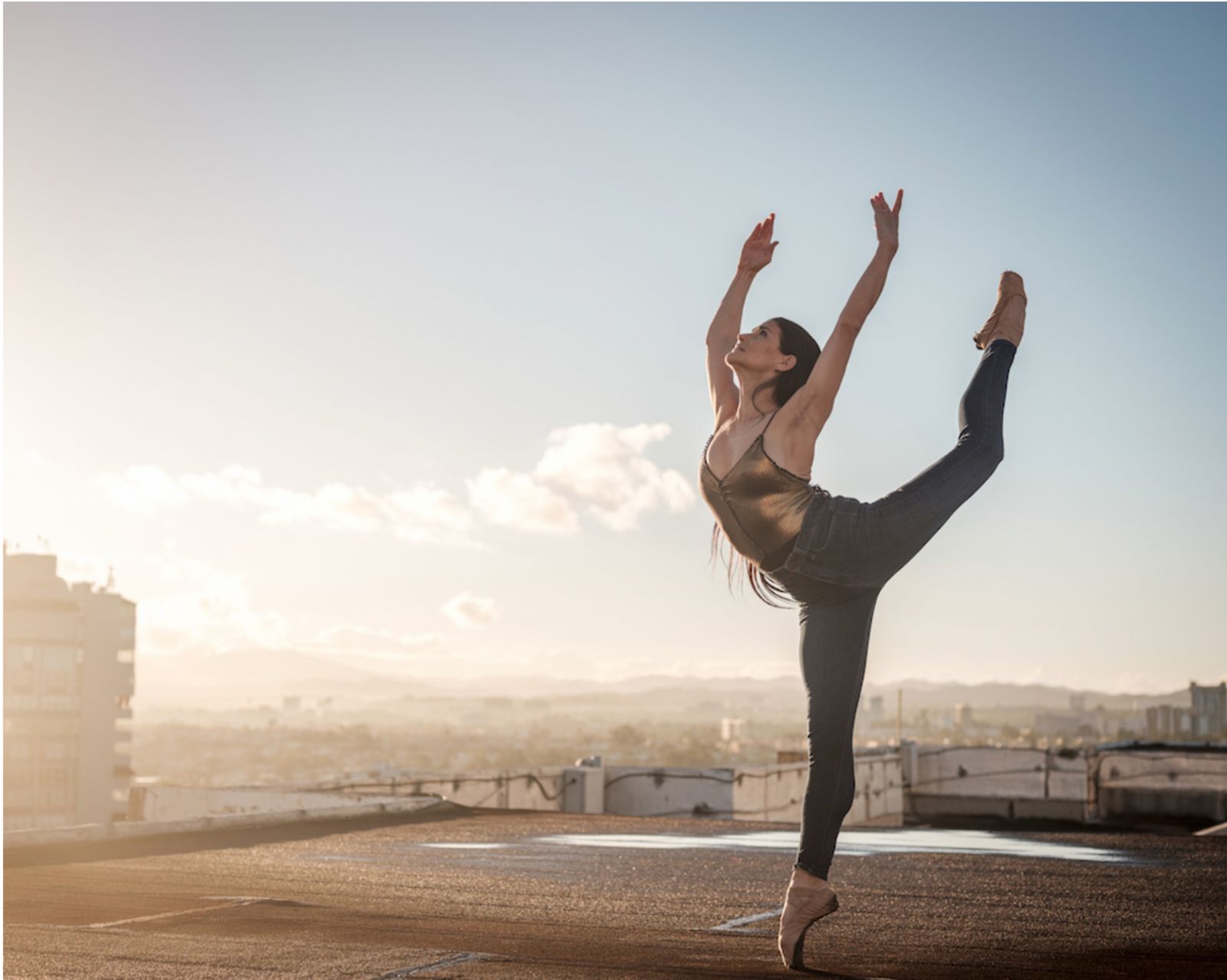 Omar Robles Photographs Dancers In Puerto Rico With a Fujifilm GFX50s ...