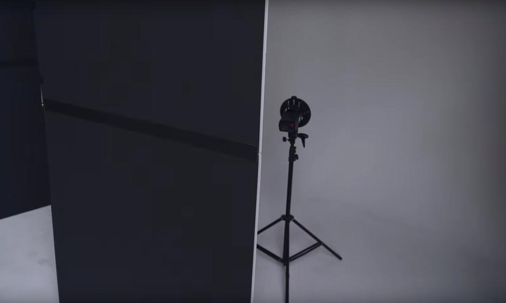 Video Tutorial: 3 Lighting Techniques Using V-Flats to Subtract Light ...