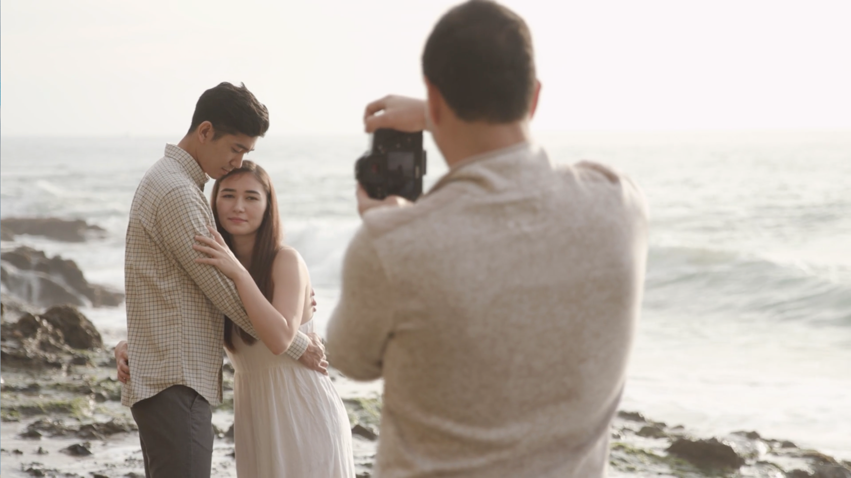 5 Reasons Your Couples Portraits May Look Awkward (And How To Prevent It)