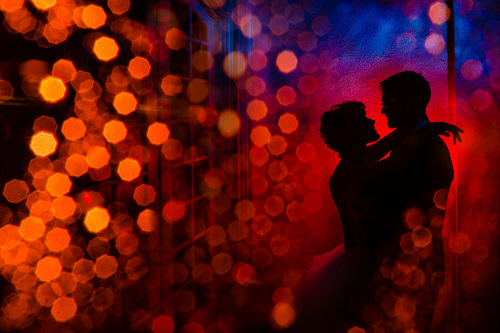 18 Romantic Portraits of Love