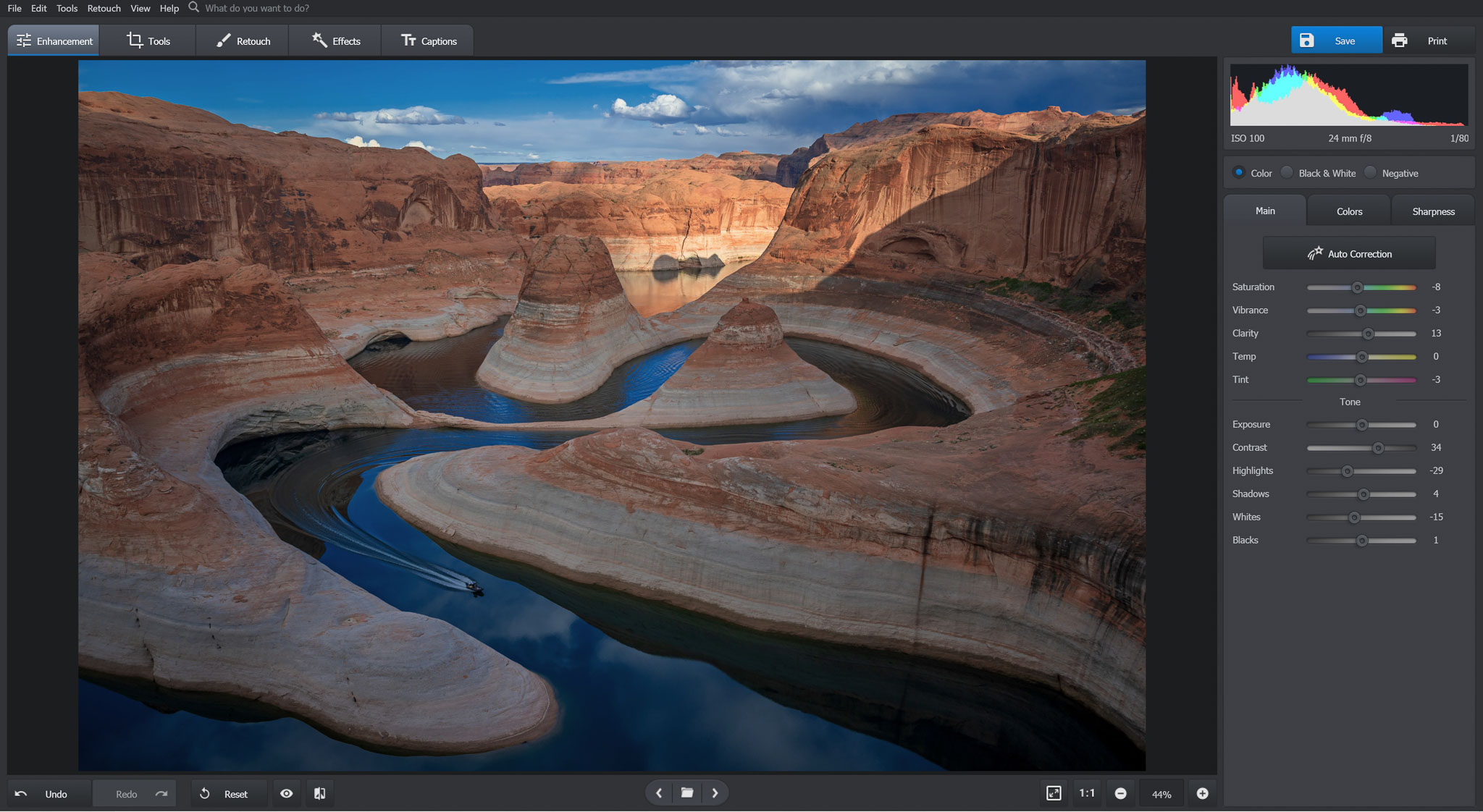 PhotoWorks - A Simple Way To Advanced Image Enhancement