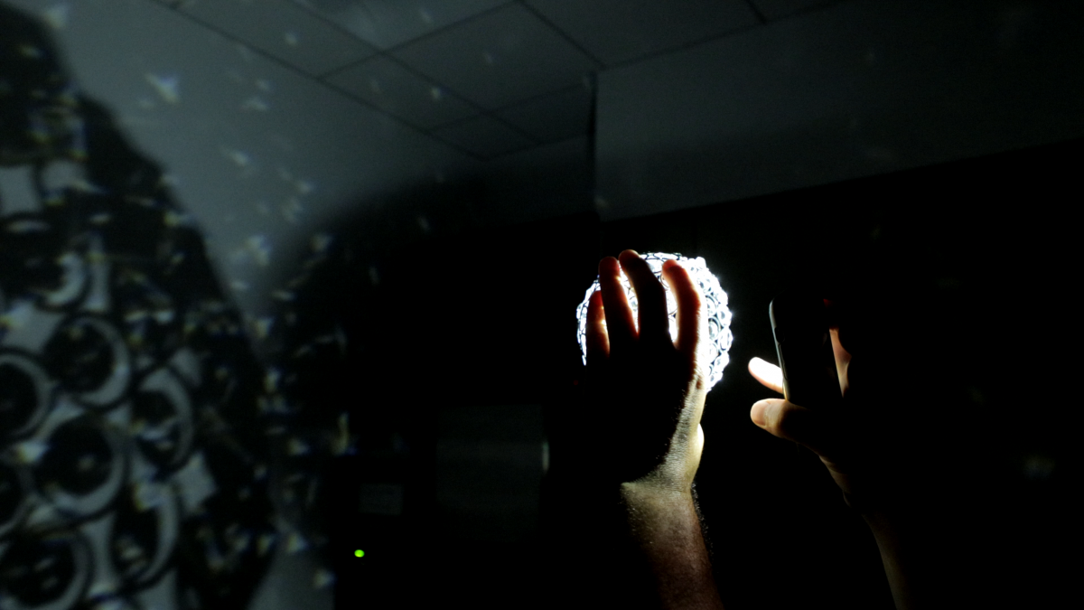Create Interesting Light With Your Phone