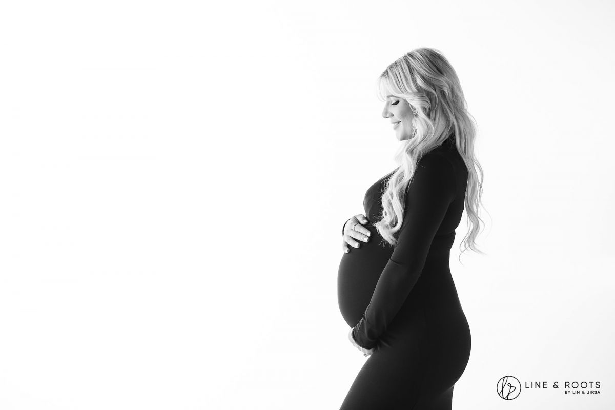 Portrait Photography | How to Choose the Right Backdrop Color