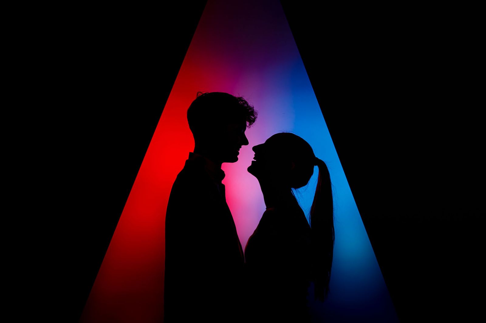 20 Incredible Examples of Creative Lighting