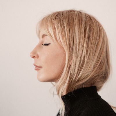 The Art of Head Angles: Creating Dynamic and Engaging Portraits