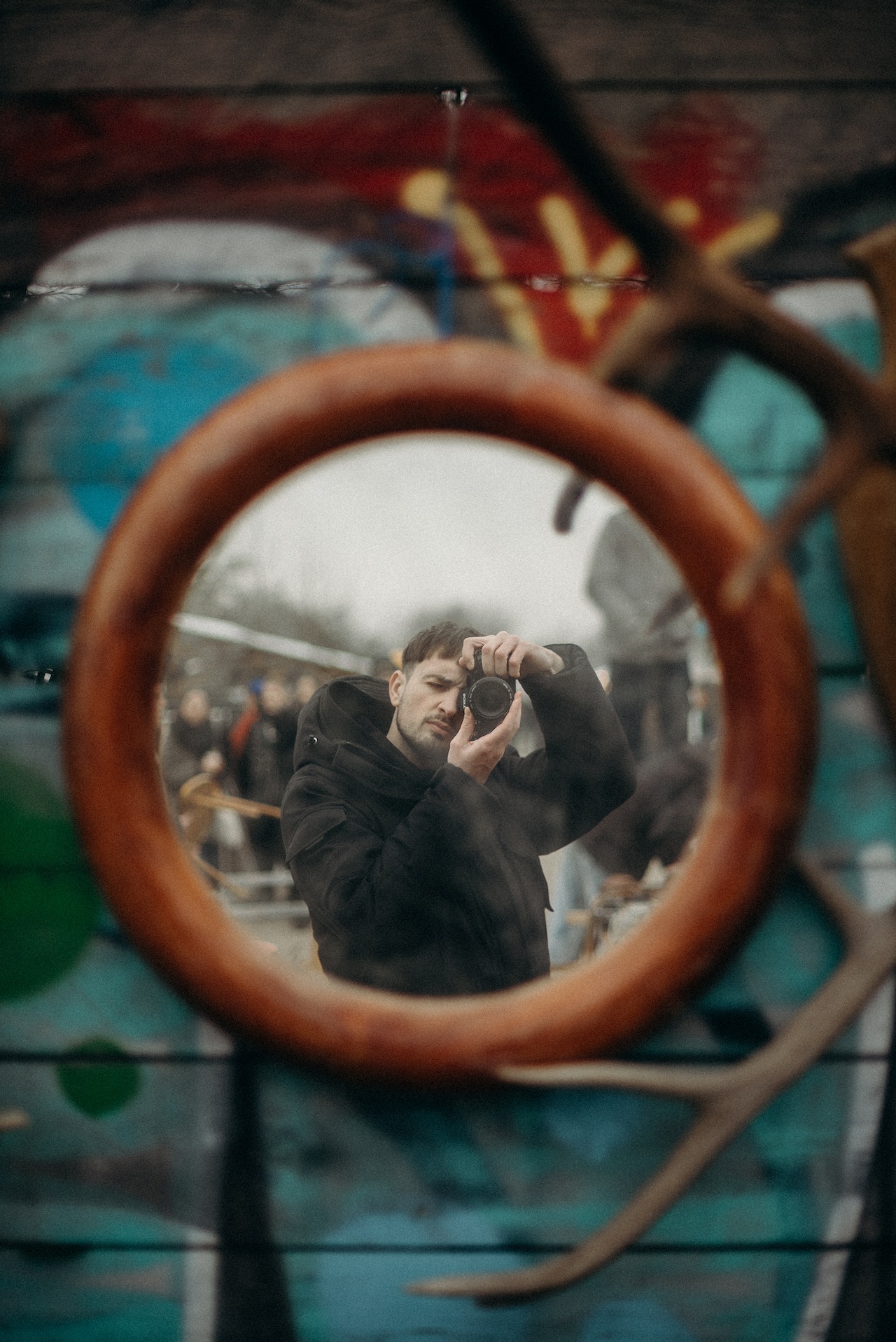 18+ Selfie Poses and Ideas For Fun, Creative and Interesting Photos