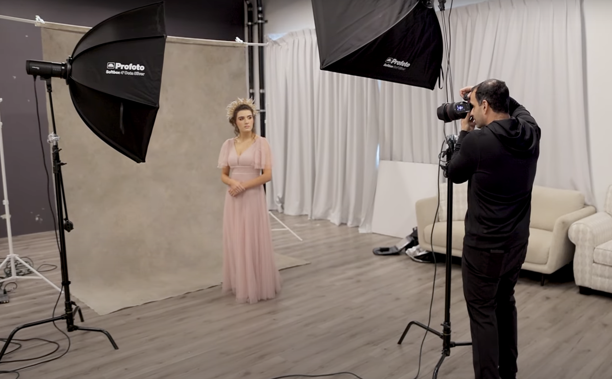 How to Capture Bridgerton-Inspired Portraits with Profoto Lighting