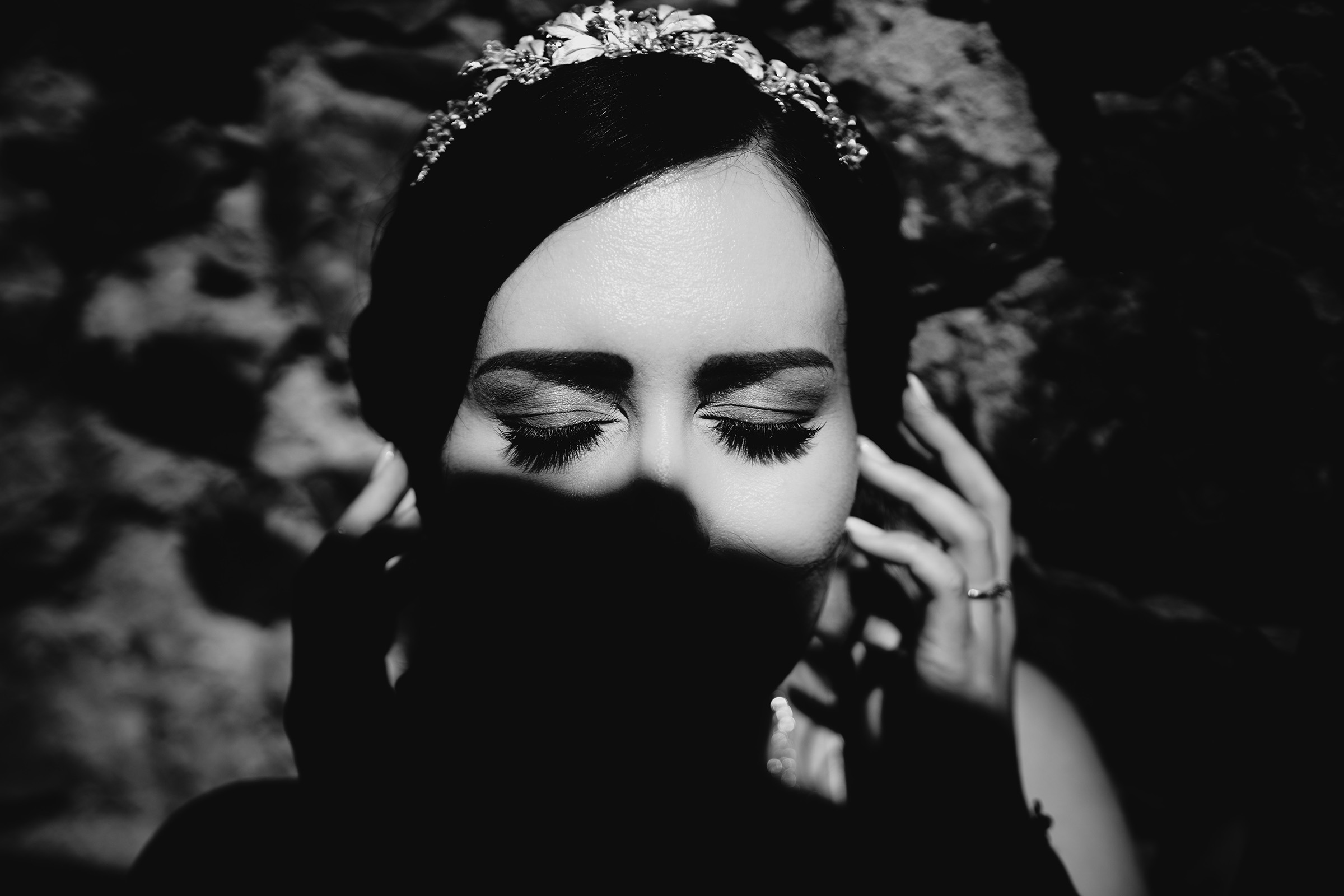 Shadow Photography: Tips and Ideas for Using Shadows in Your Photos