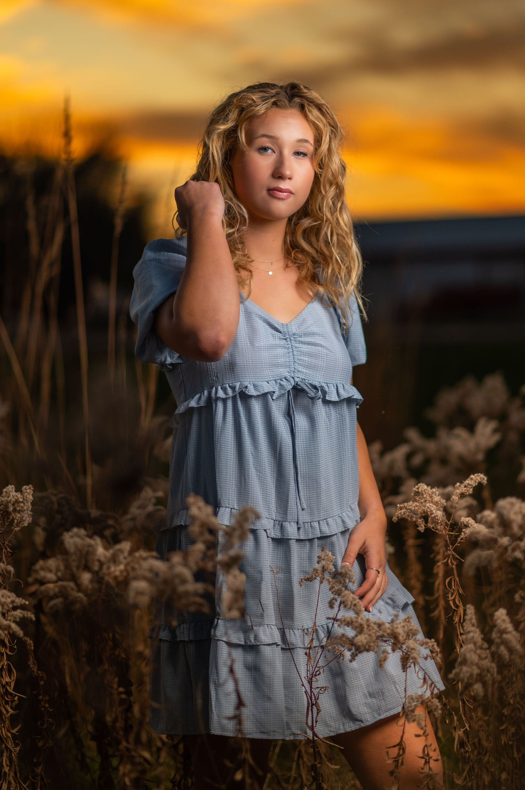 18 Senior Picture Ideas: A Complete Guide for Photographers and Seniors